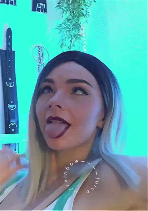 Runa Rainbow Runarainbow Onlyfans Tongue Fetish Porn Video Clip