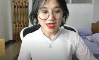 Clip Anna Gấu Thủ dâm trên livestream full hd không che p7