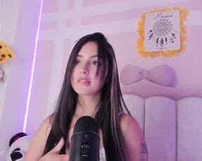 Annie Dreams Video Chaturbate Shapely Legs Radiant European