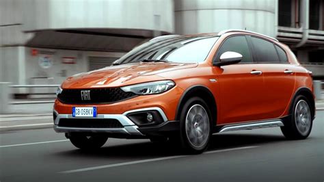 Fiat Egea Fiyat Listesi Ocak Egea Sedan Cross Hatchback G Ncel