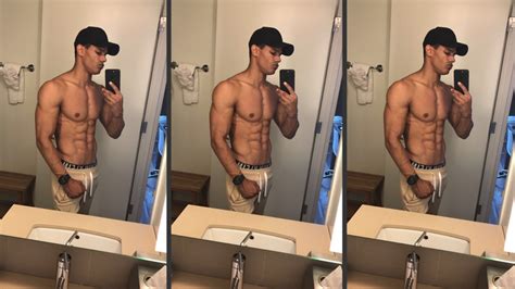 El Modelo E Instagramer Donovan Michaels Al Desnudo Zona Gay