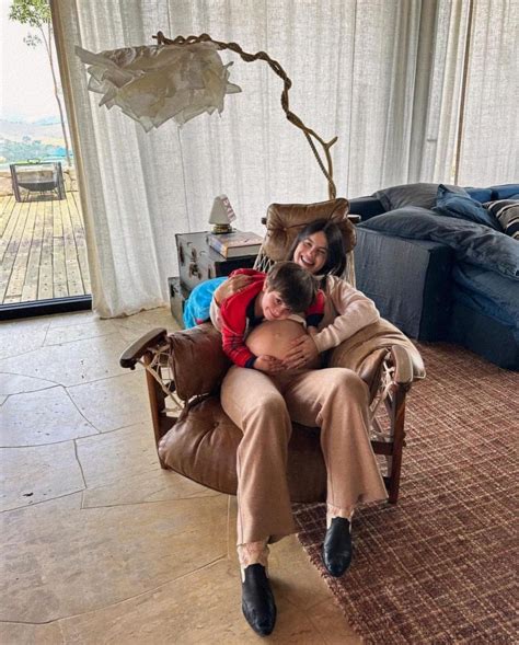 Sthefany Brito mostra barrigão de 30 semana de gravidez Famosos gshow