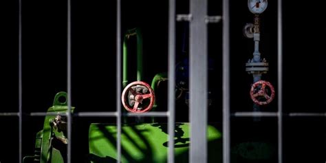 Russisches Öl kommt wieder über Druschba Pipeline in Slowakei an