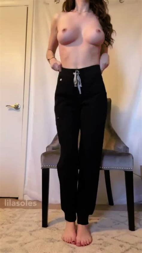 What S Better Than A Hot Doctor A Hot Naked Doctor Scrolller