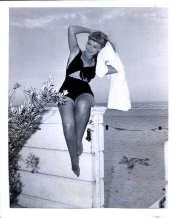 Paulette Goddard Feet Aznudefeet