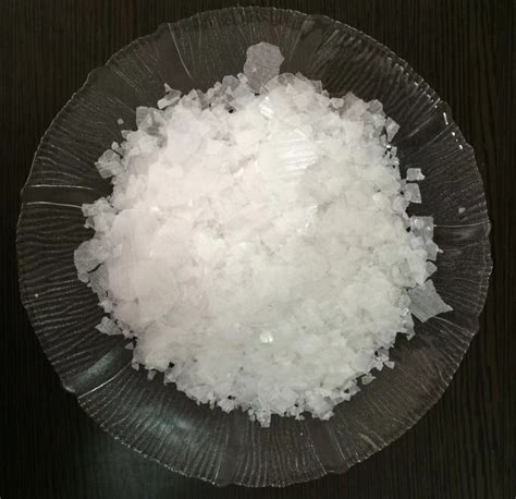 Industrial Grade Flakes Pearls Sodium Hydroxide Caustic Soda Alkali