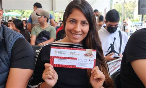 Sin chamba Aplica a la beca Jóvenes Construyendo el Futuro 2023
