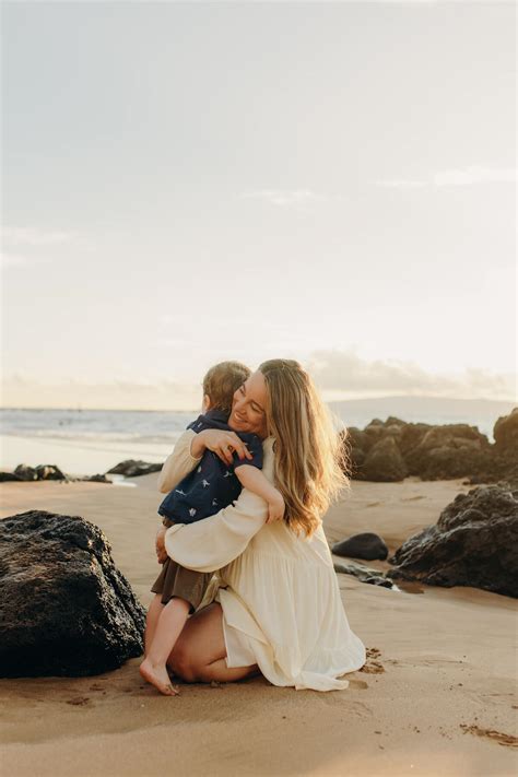 Top 10 Mom And Son Photo Ideas Poses Flytographer