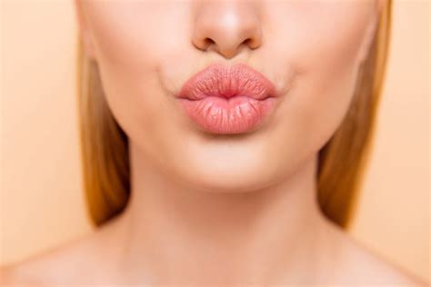 Pouting Lips Body Language Lipstutorial Org