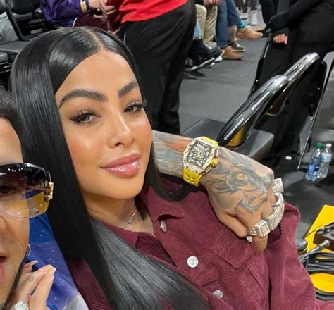 Yaileen La Mas Viral Shows Off Her Curves In A Daring Sheer Dress And No Underwear 24 News