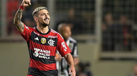Arrascaeta e Luiz Araújo à disposição para grande final Copa do