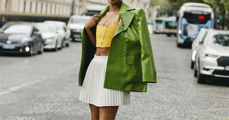 Gonna A Pieghe 5 Idee Moda Primavera Estate 2023 Donna Moderna