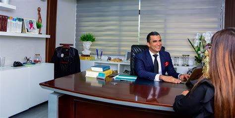 Contáctanos Ahora Carlos Felipe Law Firm