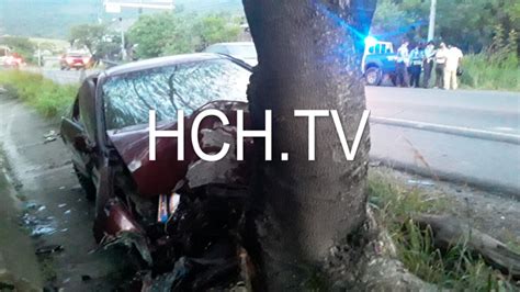 Fuerte accidente vial deja pérdidas materiales en km 8 en carretera a