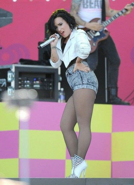Demi Lovato Outfit Demi Lovato Pictures Demi Lovato Demi Lovato Body