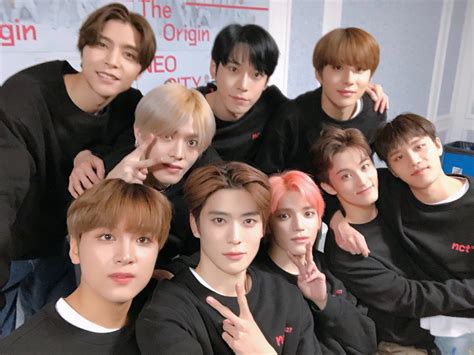 Nct On Twitter Nct Gambar Pacar Nct