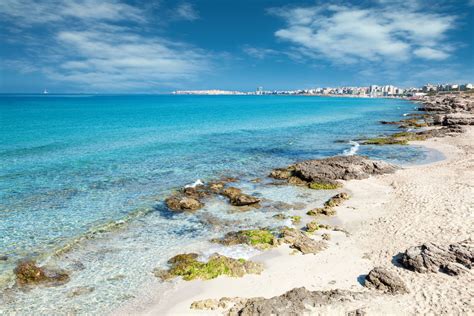 Plus Belles Plages Des Pouilles Lastminute