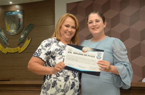 Conselheiros tutelares eleitos para a gestão 2024 2028 têm cerimônia de