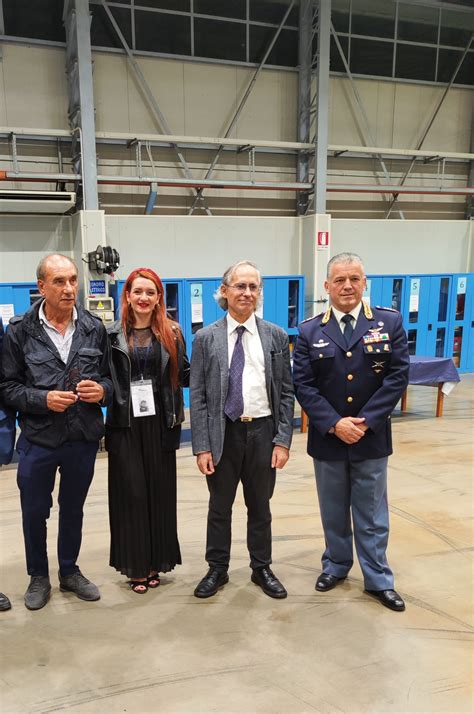 Volare Tra Le Stelle Con Il Reparto Volo Della Polizia Di Stato