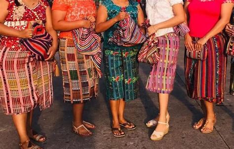 El Traje Típico de Retalhuleu Un Símbolo de Identidad y Tradición