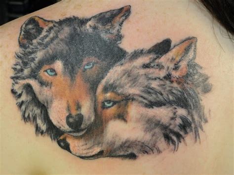 Introducir 73 Imagen Lobos Aullando A La Luna Tatuajes Abzlocal Mx