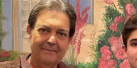Faustão surge em foto rara ao lado de filho caçula de 14 A cópia