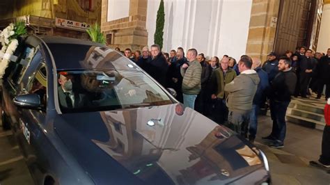 El vicario apuñalado en San Isidro declarará como testigo en el juicio