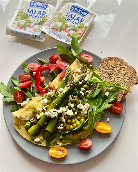 Omlet Ze Szparagami I Fet Farma Bia Ka