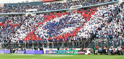Uno Siempre Vuelve A Los Lugares Donde Fue Feliz El Regreso Al Estadio