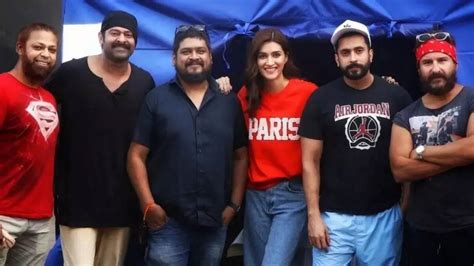 Adipurush Teaser Of Prabhas Saif Ali Khan And Kriti Sanon Starrer To