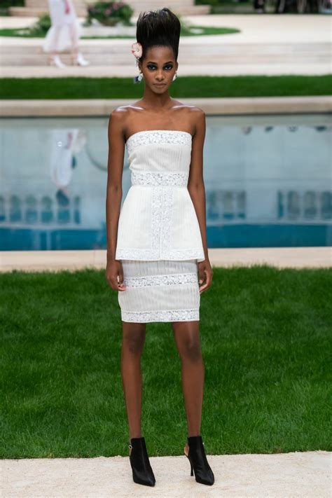 85 Abiti Da Sposa Corti Quando Il Bianco Diventa Corto