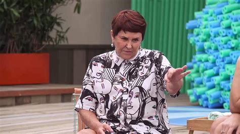 Márcia Sensitiva fala sobre fobia de água e comenta vida íntima Fui