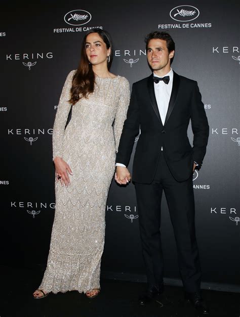 Photo Anouchka Delon Et Son Compagnon Julien Dereims Photocall De