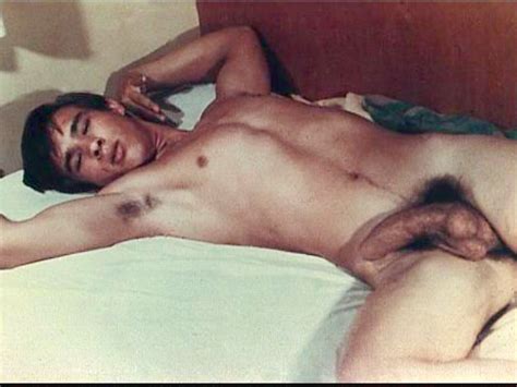 Men Sleeping Naked Together XXGASM