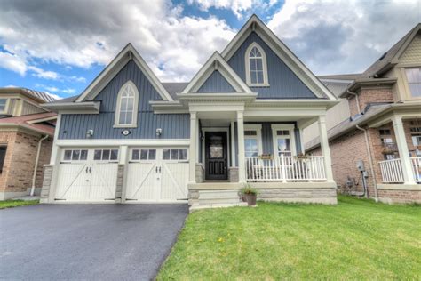 5 Nightingale Cres Whitby Calira Media