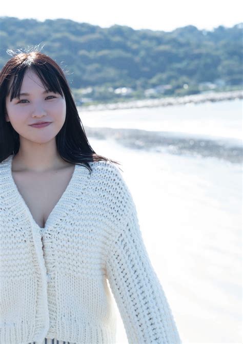 Yuzuha Hongo 本郷柚巴 BOMBデジタル写真集 ゆずと僕 Set 01 Share erotic Asian girl