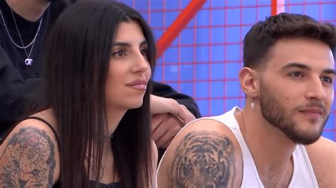 Los romances especulados o reales en Operación Triunfo
