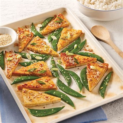 Tofu miel et sésame sur la plaque Je Cuisine