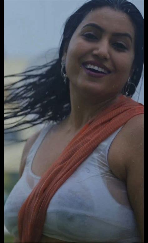 Pin By M Govinda Raj On Love Images Beautiful Smile Women Busty Girl
