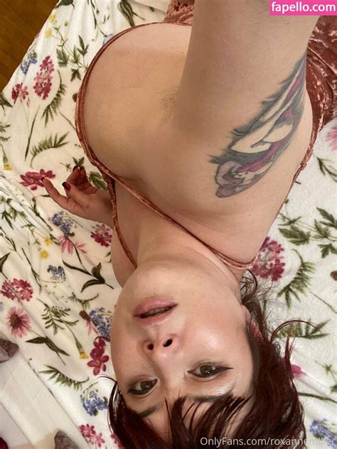 Roxanne Miller Roxannemiller Nude Leaked Onlyfans Photo Fapello