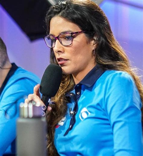 Narradora da Globo é alvo de novos ataques após comentário sobre a Seleção