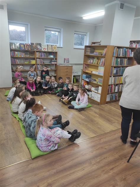 Wizyta W Bibliotece Przedszkole Miejskie Nr Im Jana Brzechwy
