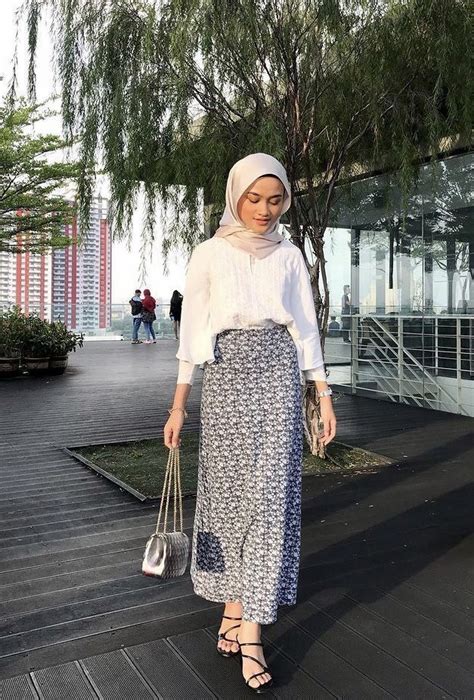 30 Ide Fashion Hijab Untuk Kamu Yang Pertama Kali Mencoba In 2024