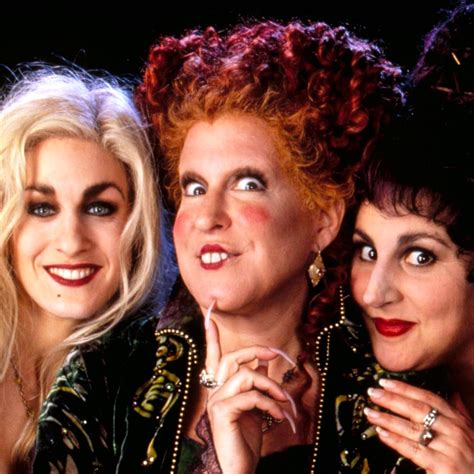 Así era la original El retorno de las brujas mucho más oscura que la