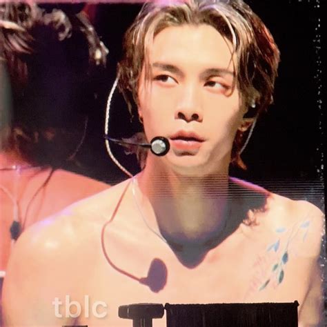 D🎨 On Twitter How Do People Survive After Seeing Johnny Doing His Sexy Performance Live