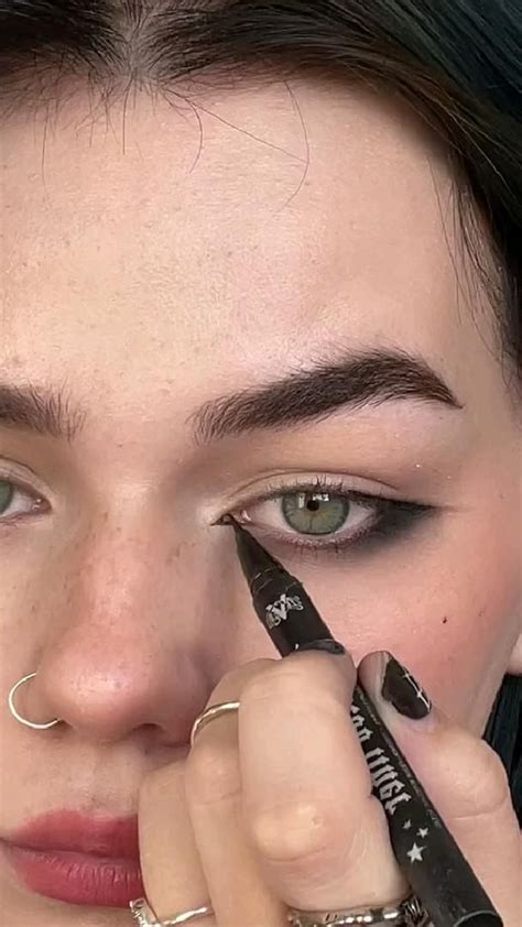 Types Of Eyeliner Tutorial Foxy Eyeliner Makeup Tutorial Artofit