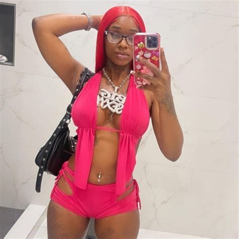 Sexyy Red S Sex Tape Resurfaces Online Rapper Explains How It Got