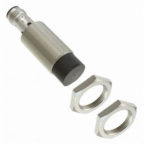 Omron E2B M18KN10 WP B1 Connector Proximity Sensor At Rs 350 Omron