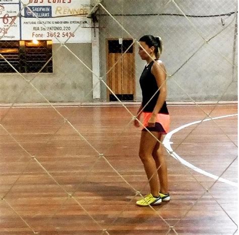 Laisa Andrioli Nữ cầu thủ sexy nhất Brazil Bóng Đá