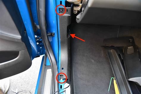 Door Sill Trim Removal VE Commodore AutoInstruct